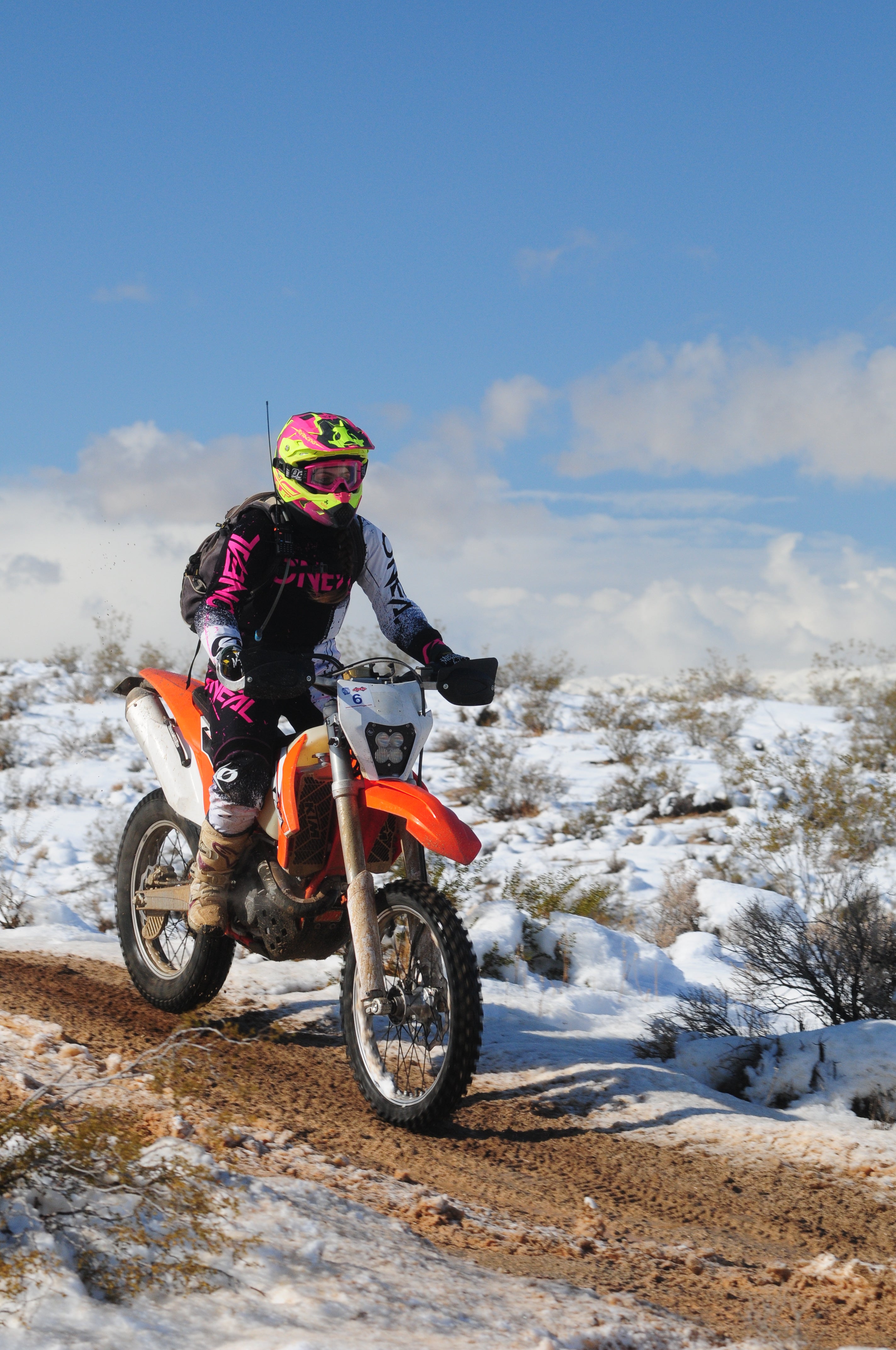 Hallie Nicholson – Go Fast Girls
