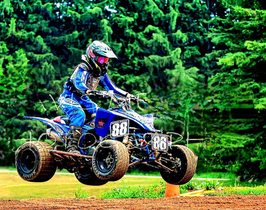 Kenna Bolen – Go Fast Girls