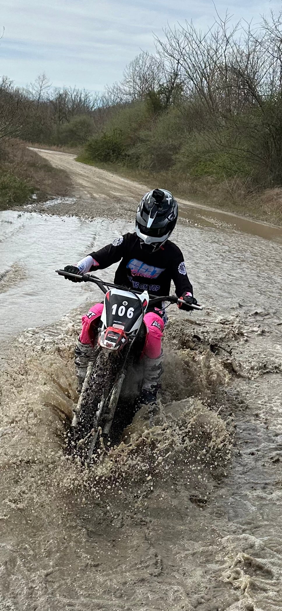 Sara Brewer – Go Fast Girls